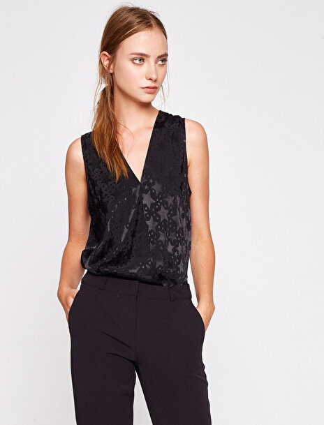 Koton Kadın Yıldız Desenli Bluz