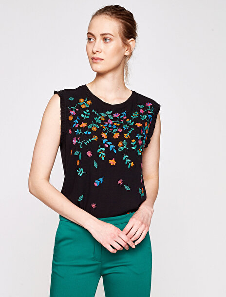 Koton Kadın İşlemeli Bluz