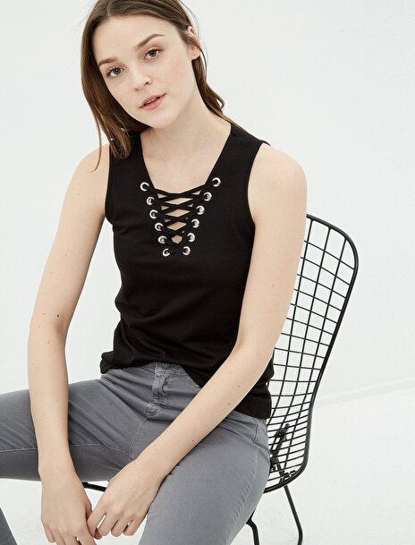 Koton Kadın Kuş Gözü Detaylı Bluz