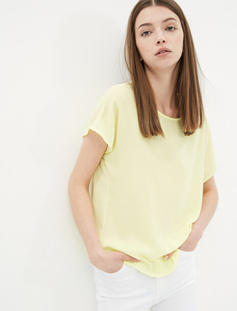 Koton Kadın Oyuk Yaka Bluz