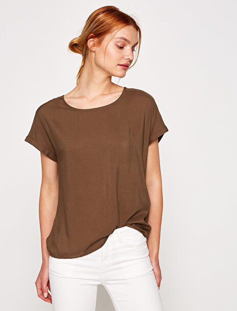 Koton Kadın Oyuk Yaka Bluz