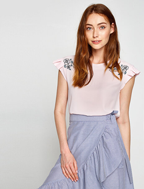 Koton Kadın İşlemeli Bluz