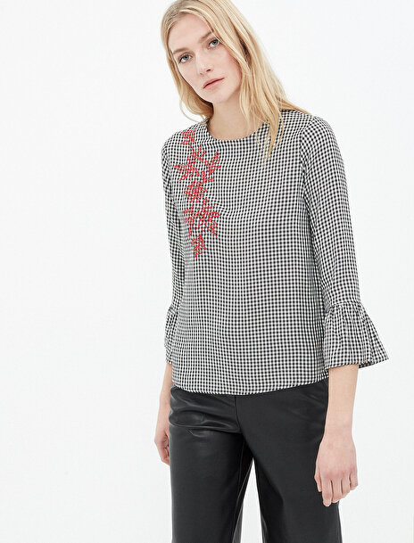 Koton Kadın İşlemeli Bluz