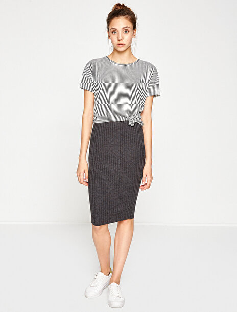 Koton Kadın Orta Boy Etek