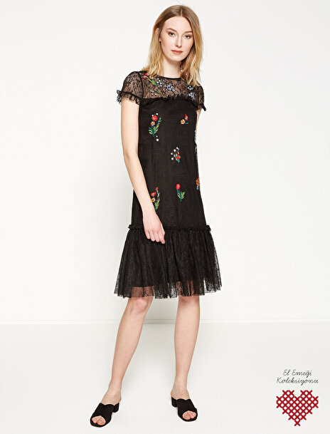 Koton Kadın Nakışlı Elbise