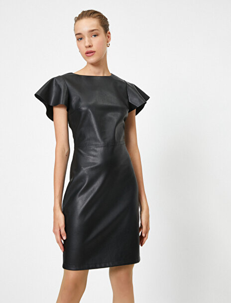 Koton Kadın Omuz Detaylı Suni Deri Kısa Elbise Koton Kadın Omuz Detaylı Suni Deri Kısa Elbise