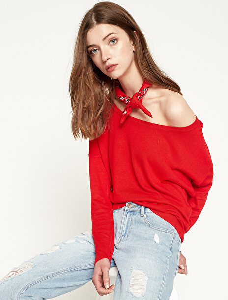 Koton Kadın Oyuk Yaka Kazak