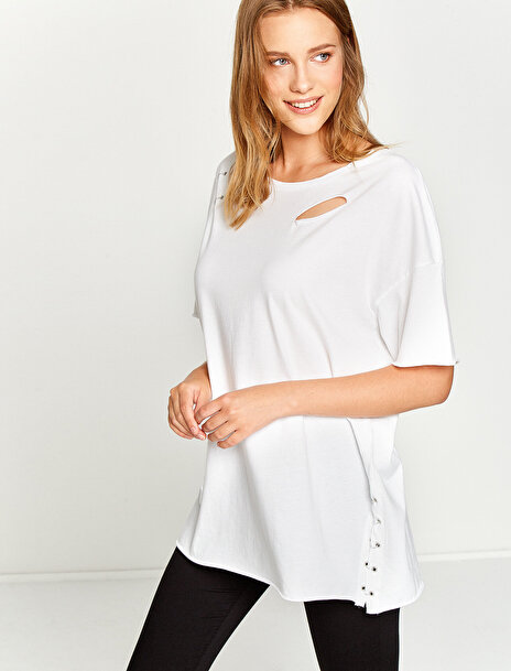 Koton Kadın Kuş Gözü Detaylı T-Shirt