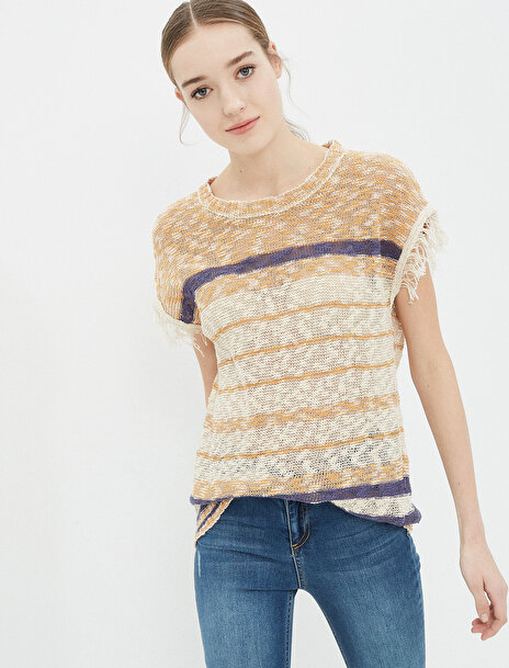 Koton Kadın Püskül Detaylı Kazak