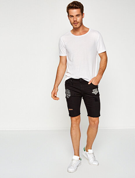 Koton Erkek Aplikeli Şort