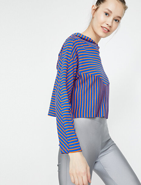 Koton Kadın Çizgili Crop Sweatshirt