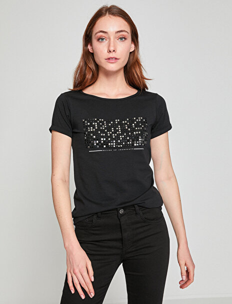 Koton Kadın Zımba Detaylı T-Shirt