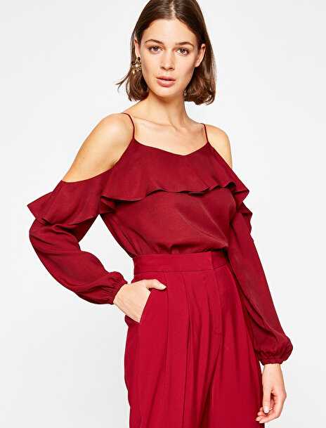 Koton Kadın Omuzu Açık Volan Detaylı Bluz