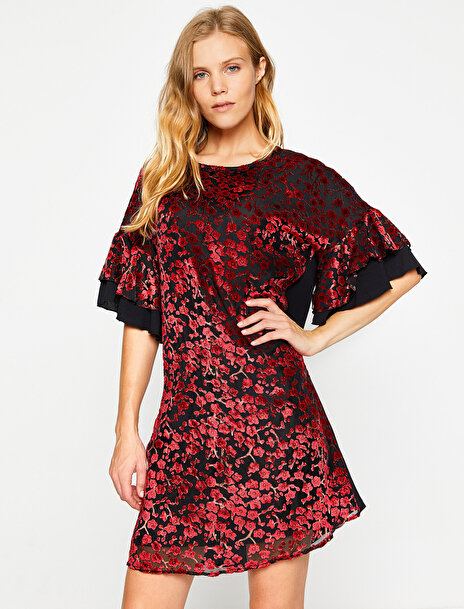 Koton Kadın Fırıfır Detaylı Elbise