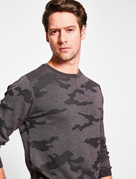 Koton Erkek Kamuflaj Desenli Kazak