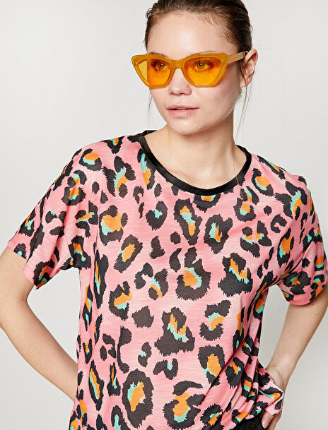 Koton Kadın Leopar Desenli T-Shirt