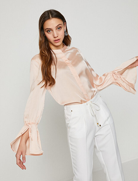 Koton Kadın Kolları Volanlı Bluz