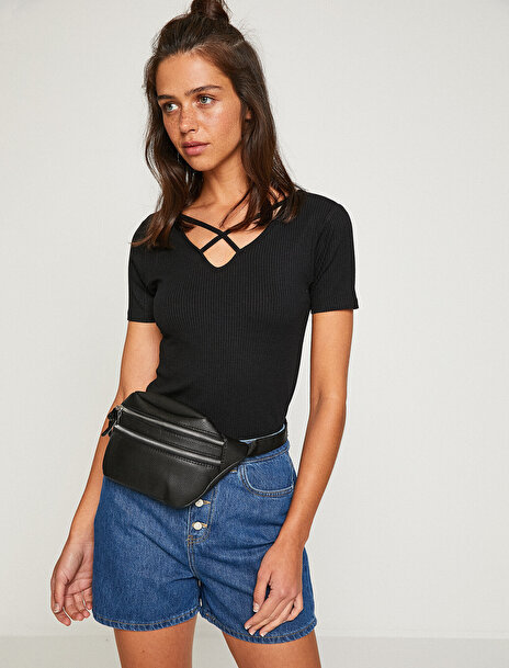 Koton Kadın Yaka Detaylı T-Shirt