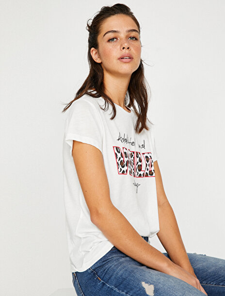 Koton Kadın Yazılı Desenli T-Shirt