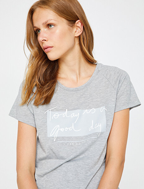 Koton Kadın Yazılı Baskılı T-Shirt