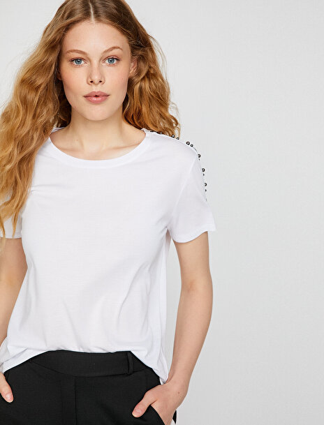 Koton Kadın Boncuk Detaylı T-Shirt