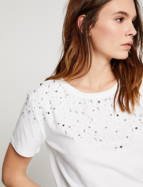 Koton Kadın Boncuk Detaylı T-Shirt