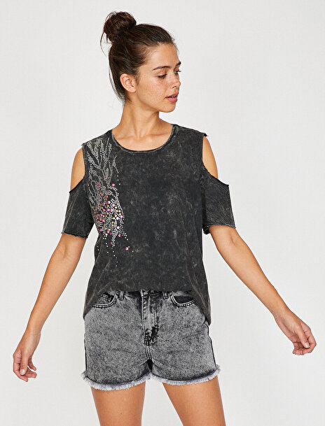 Koton Kadın Zımba Detaylı T-Shirt