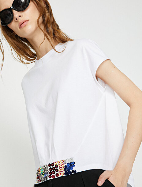 Koton Kadın Boncuk Detaylı T-Shirt