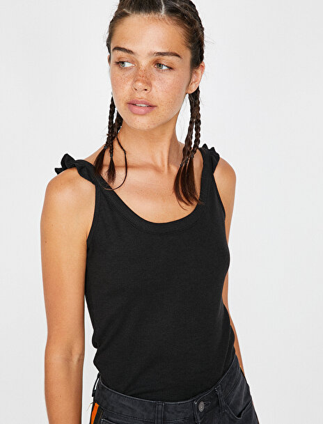 Koton Kadın Fırfır Detaylı Atlet