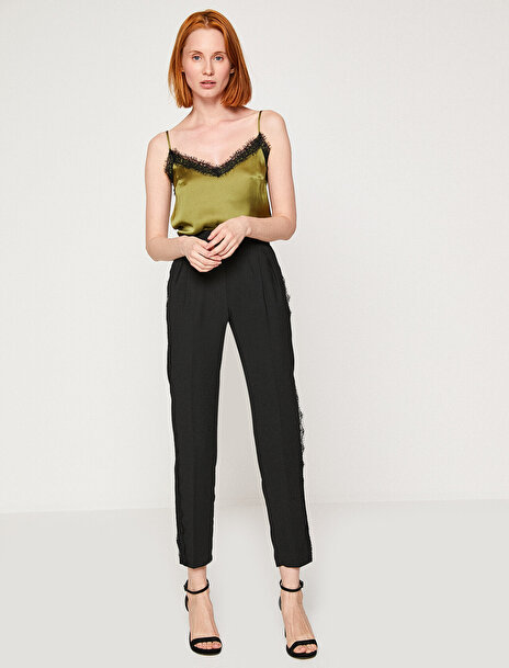 Koton Kadın Dantel Detaylı Pantolon