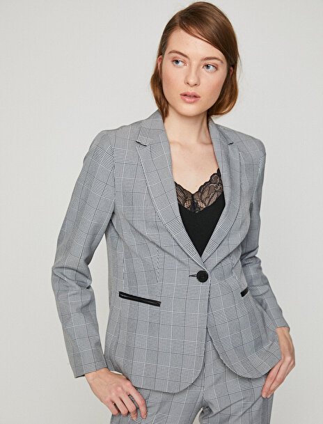 Koton Kadın Kareli Ceket