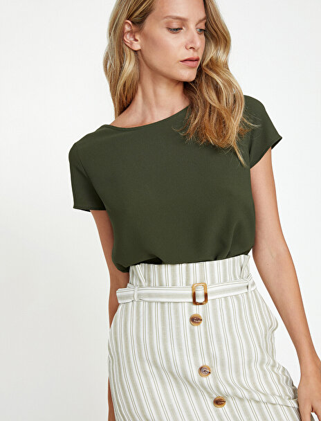 Koton Kadın Oyuk Yaka Bluz