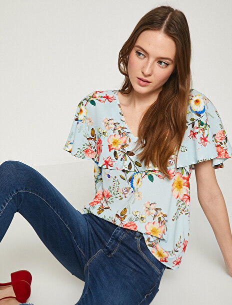 Koton Kadın Sırt Detaylı Çiçekli Bluz