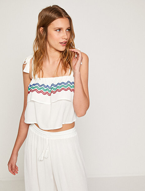 Koton Kadın İşlemeli Büstiyer Koton Kadın İşlemeli Büstiyer