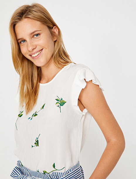 Koton Kadın İşlemeli Bluz