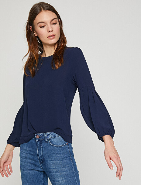 Koton Kadın Kolları Volanlı Bluz