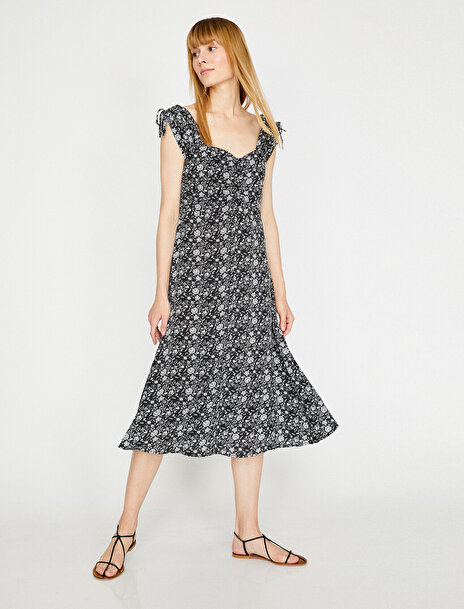 Koton Ole Genç Kız Desenli Sırt Detaylı Elbise