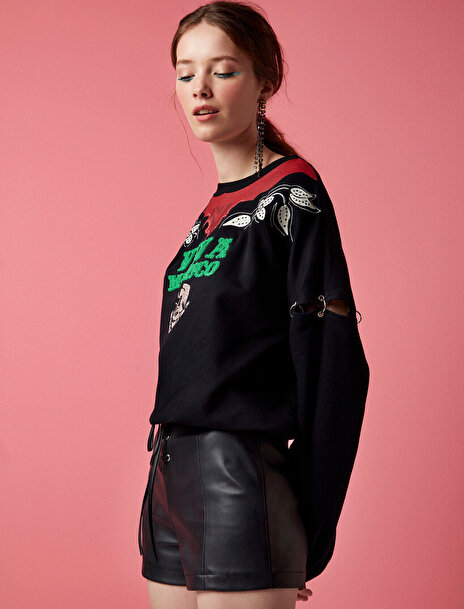 Koton Kadın Deri Görünümlü Şort