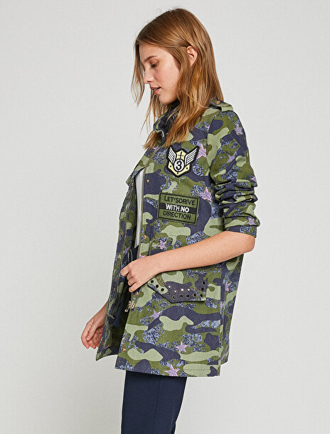 Koton Kadın Arma Detaylı Parka