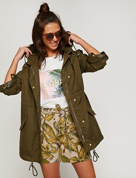 Koton Kadın Kapüşonlu Yağmurluk