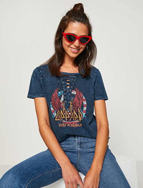 Koton Kadın Muzik Lisanslı T-Shirt Koton Kadın Muzik Lisanslı T-Shirt