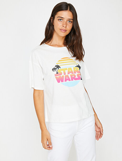Koton Kadın Star Wars Lisanslı Baskılı T-Shirt Koton Kadın Star Wars Lisanslı Baskılı T-Shirt