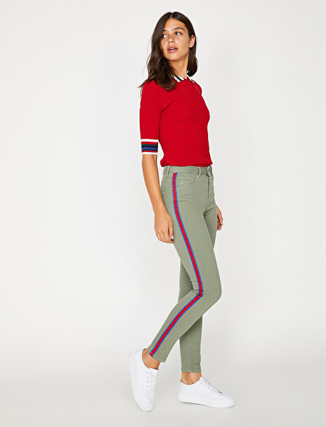 Koton Kadın Şerit Detaylı Pantolon Koton Kadın Şerit Detaylı Pantolon