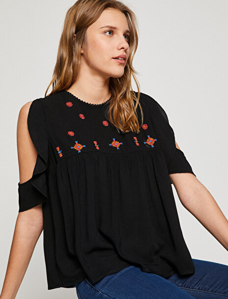 Koton Kadın İşlemeli Bluz