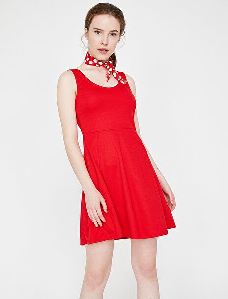 Koton Kadın Oyuk Yaka Elbise Koton Kadın Oyuk Yaka Elbise