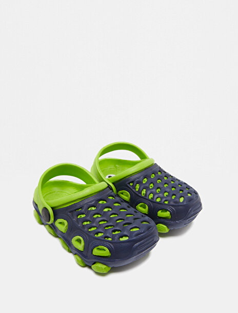 Koton Erkek Çocuk Desenli Terlik