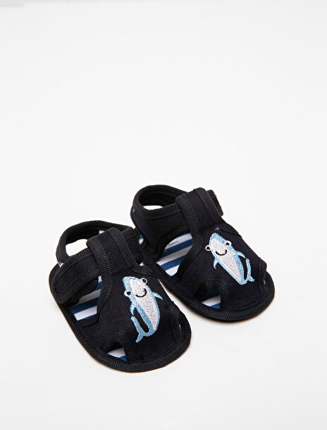 Koton Erkek Çocuk İşlemeli Sandalet