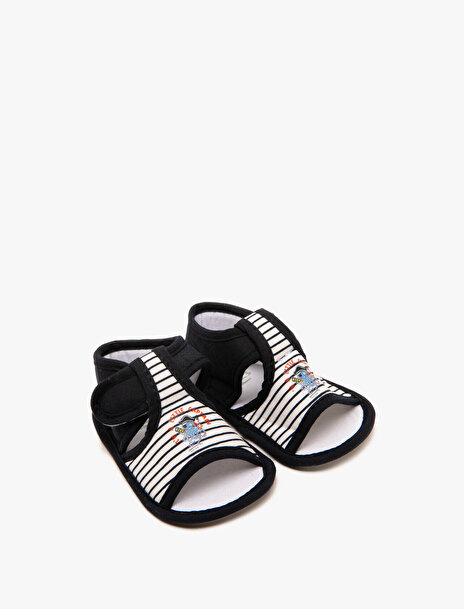 Koton Erkek Çocuk İşlemeli Sandalet