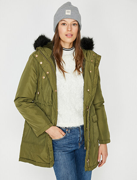 Koton Kadın Suni Kürk Detaylı Parka