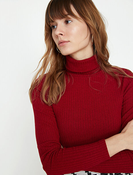 Koton Kadın Boğazlı T-Shirt